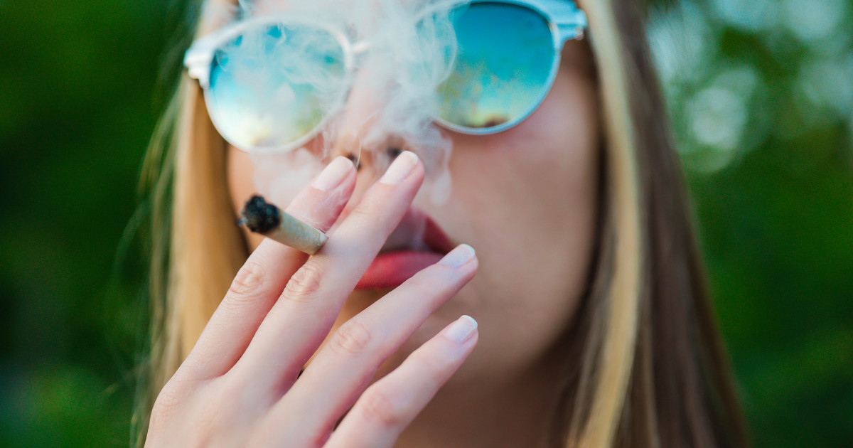 Ebben a napszakban a legkárosabb a dohányzás